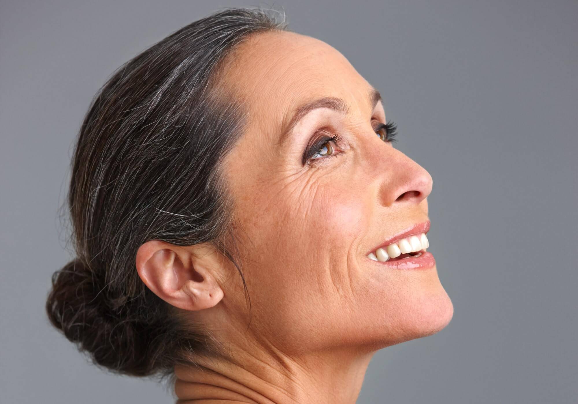 Rugas na testa: como surgem as linhas de expressão!